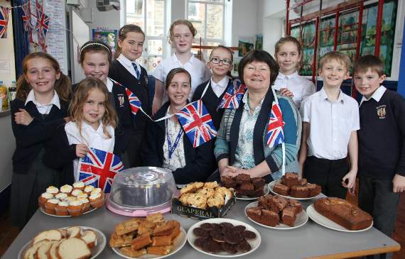 Lady Modiford's says fond farewell to long serving teacher Nicky Wilson ...