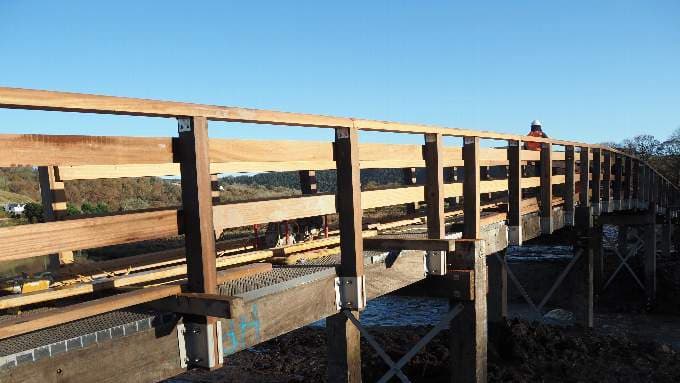 People urged not to use new Calstock footbridge yet | tavistock-today.co.uk