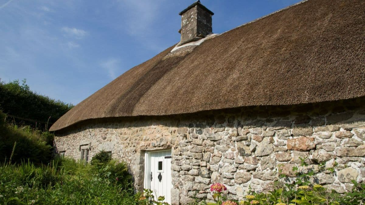 Medieval longhouse Higher Uppacott opens for tours | tavistock-today.co.uk
