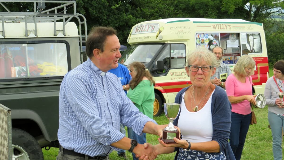 Crowds return in their droves to popular show at Chilsworthy ...