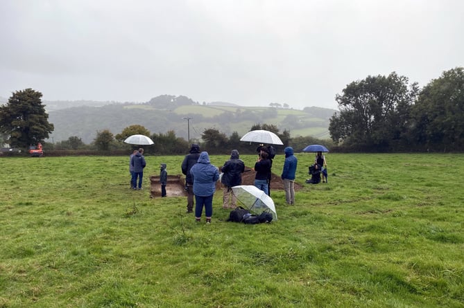 Comedian Hugh Dennis at fort site as TV crew visits Calstock ...