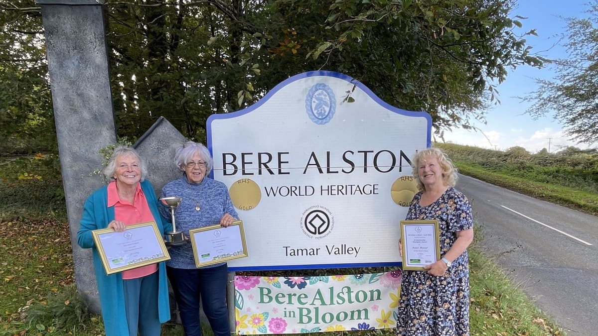 Bere Alston celebrates best Britian in Bloom results on record ...