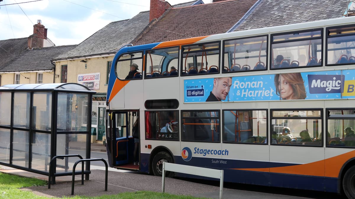 'Get around for £2' this summer as bus fare cap extended until October ...