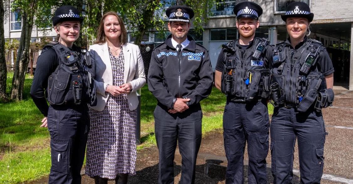 Force welcomes hundreds of new police officers to Devon | tavistock ...