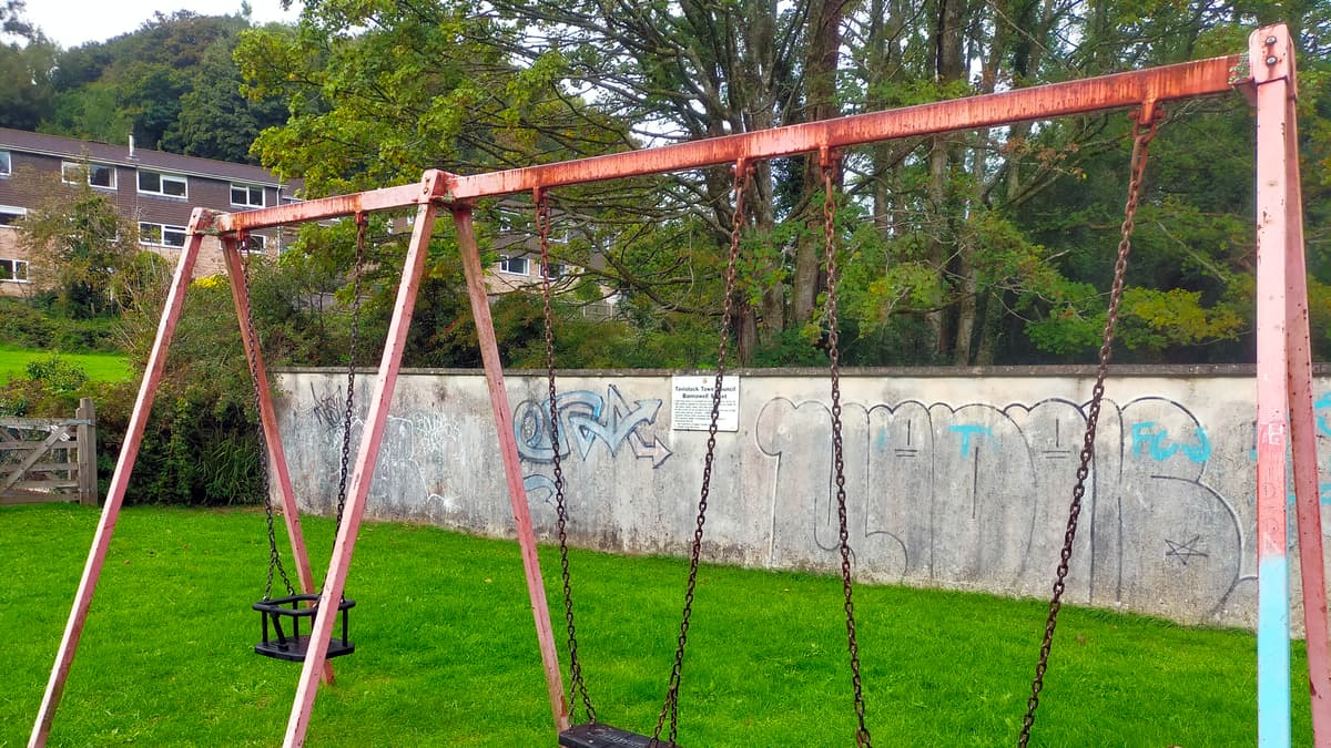 Tavistock play park to reopen with new equipment | tavistock-today.co.uk