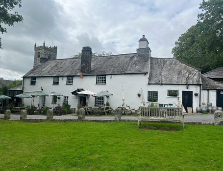 New tenant sought for Meavy's historic Royal Oak pub | tavistock-today ...