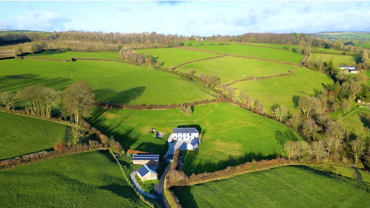 Dartmoor eco-friendly barn for sale comes with ruins of "ancient ...
