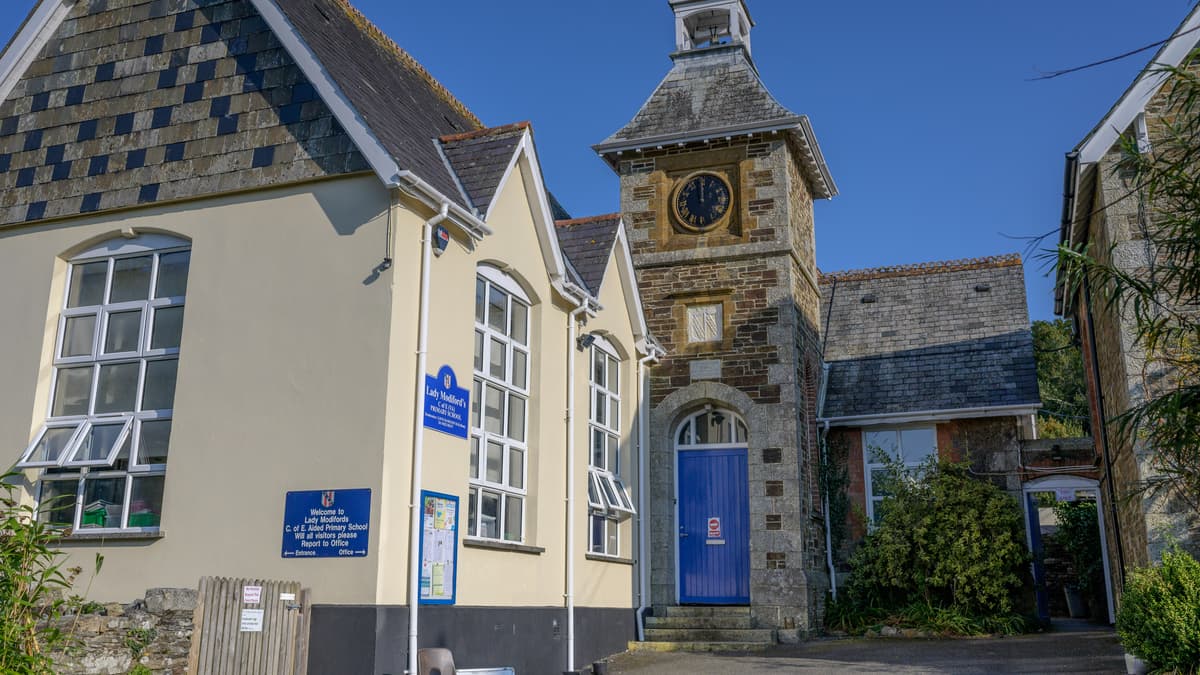 Walkhampton school coping with falling roll | tavistock-today.co.uk