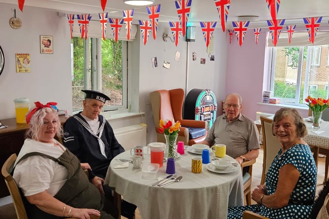 Nursing home's vintage party for D-Day | tavistock-today.co.uk