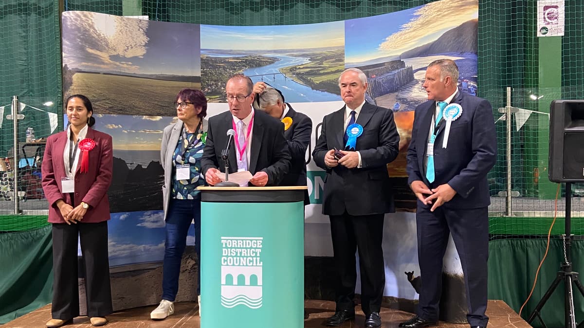 Geoffrey Cox re-elected in Torridge and Tavistock | tavistock-today.co.uk