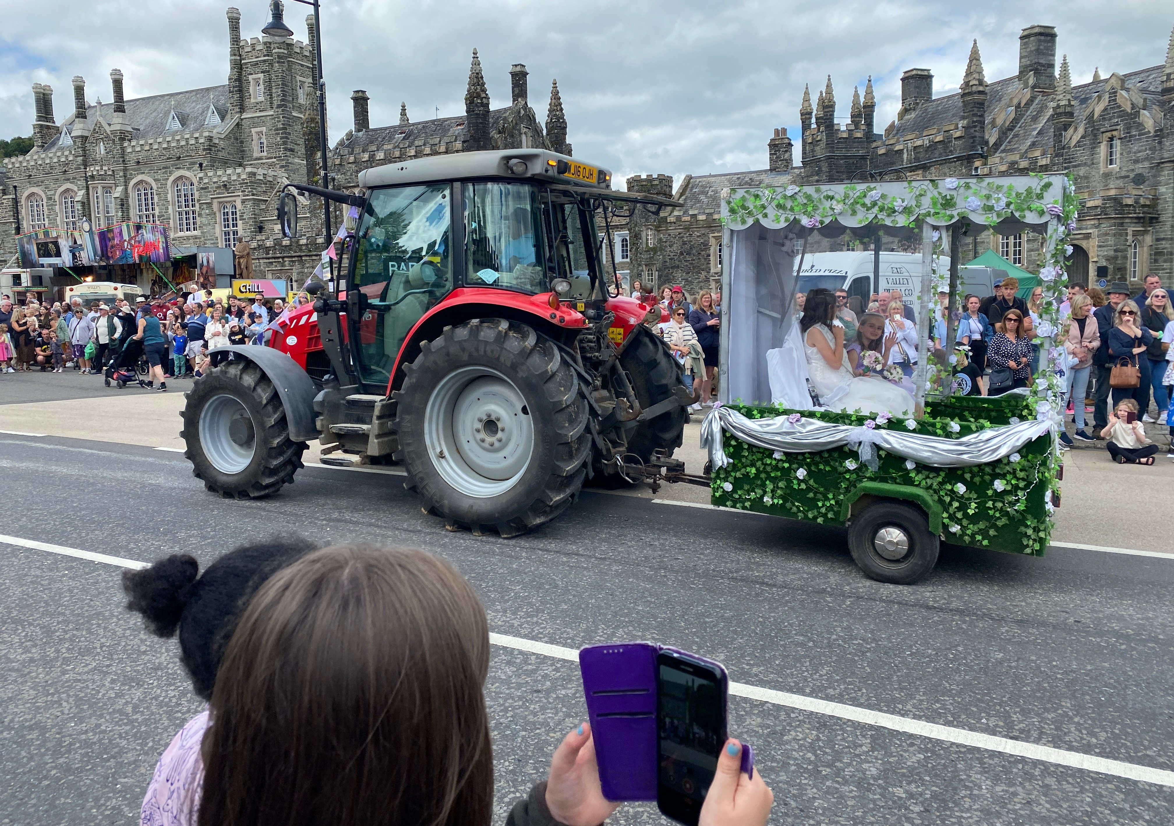 Tavistock Carnival a roaring success | tavistock-today.co.uk