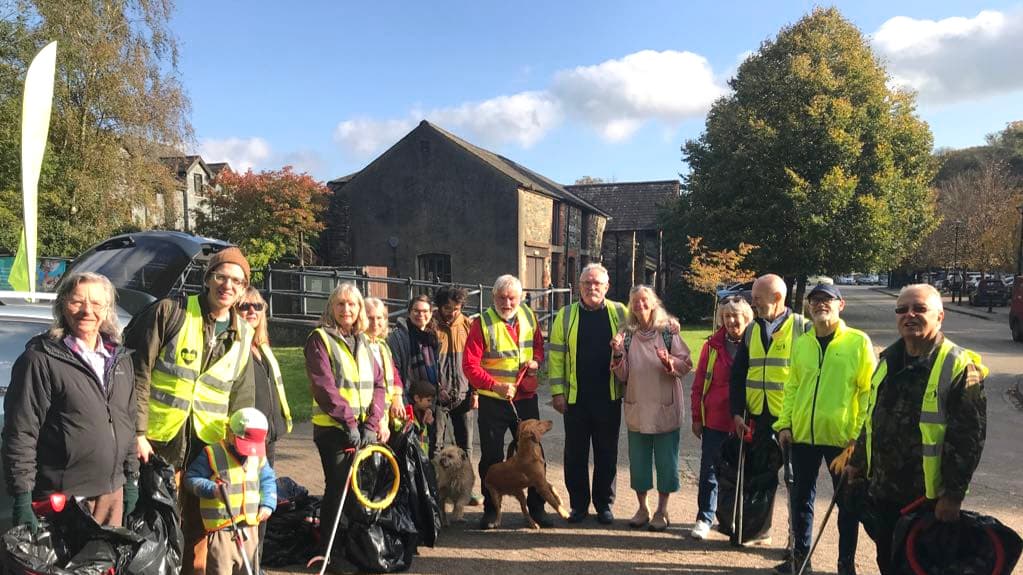 Tidy Tavi marks 13th birthday with a clean-up and a cake | tavistock ...