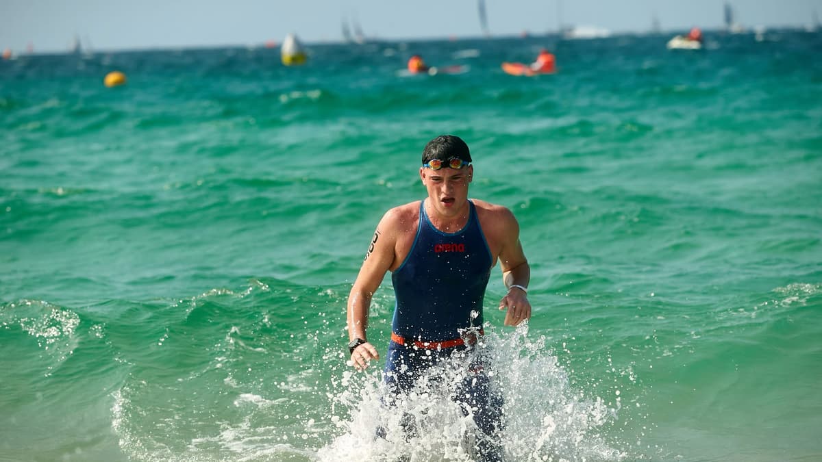 Tavistock student's sea swim triumph | tavistock-today.co.uk