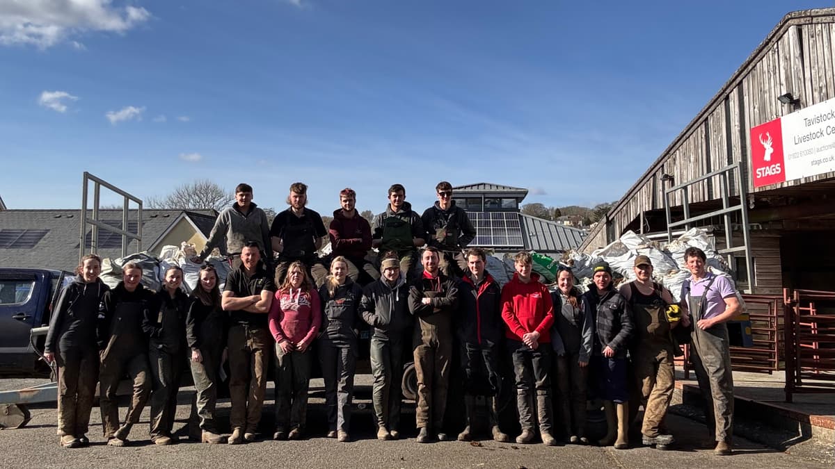 Tavistock Young Farmers raise 'fabulous' sum with annual dung run ...