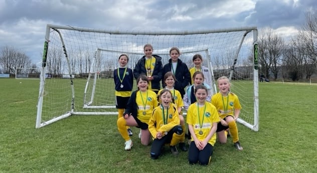 Hatherleigh nursing home sponsors girls' football team | tavistock ...
