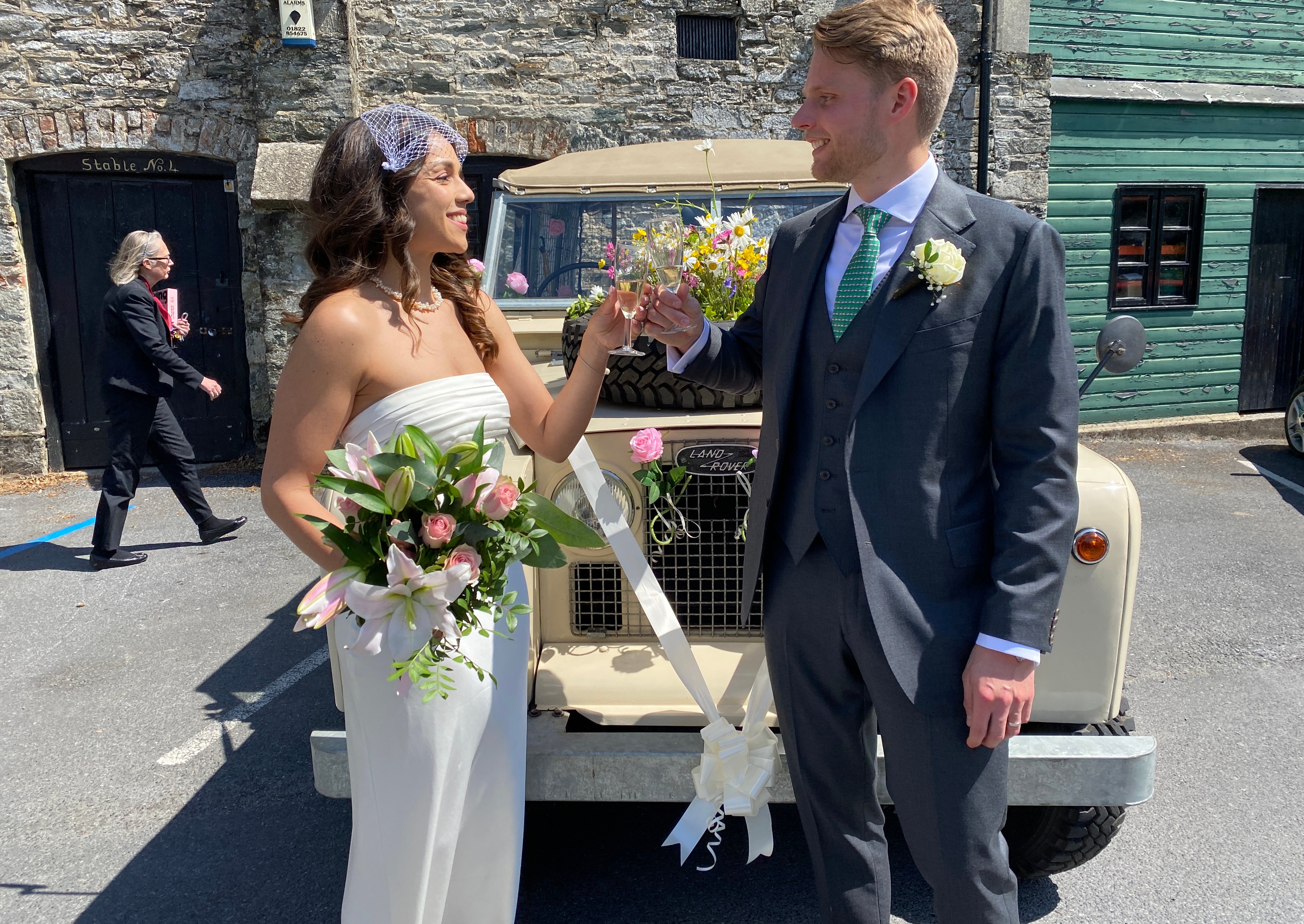 Vintage car is star at Tavistock wedding | tavistock-today.co.uk