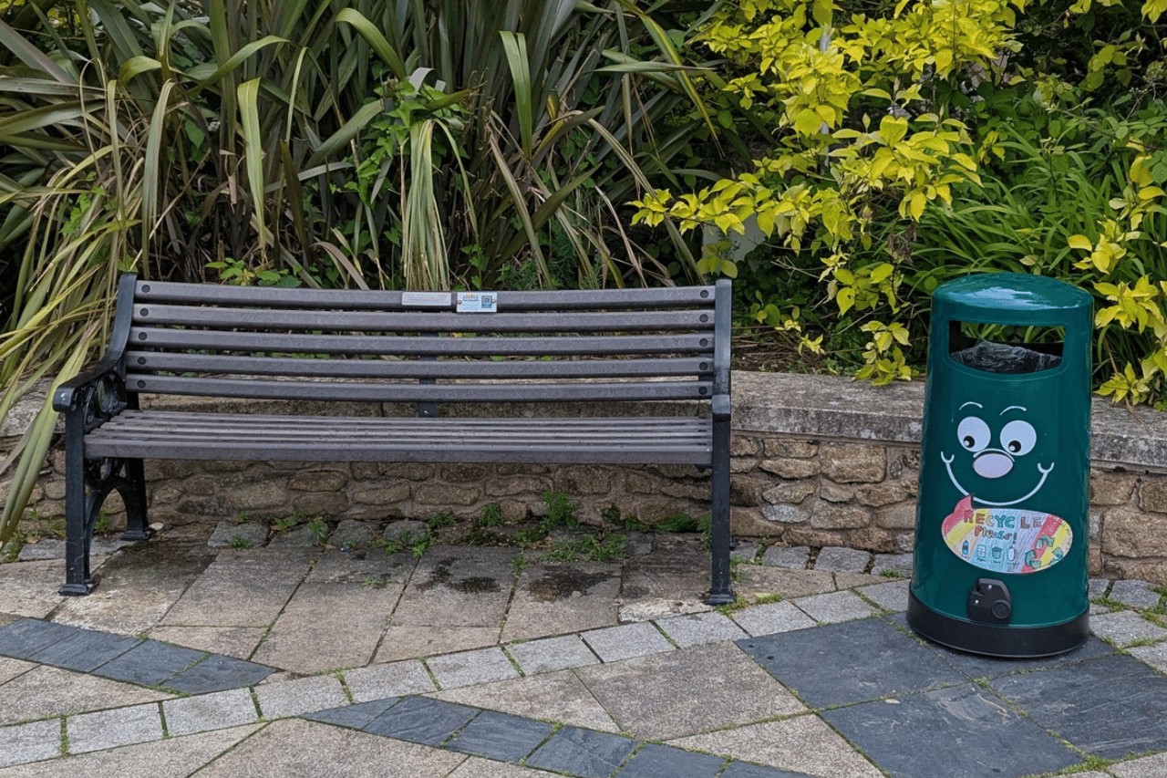 Callington Scouts' cheerful designs adorn town's new recycling bins ...