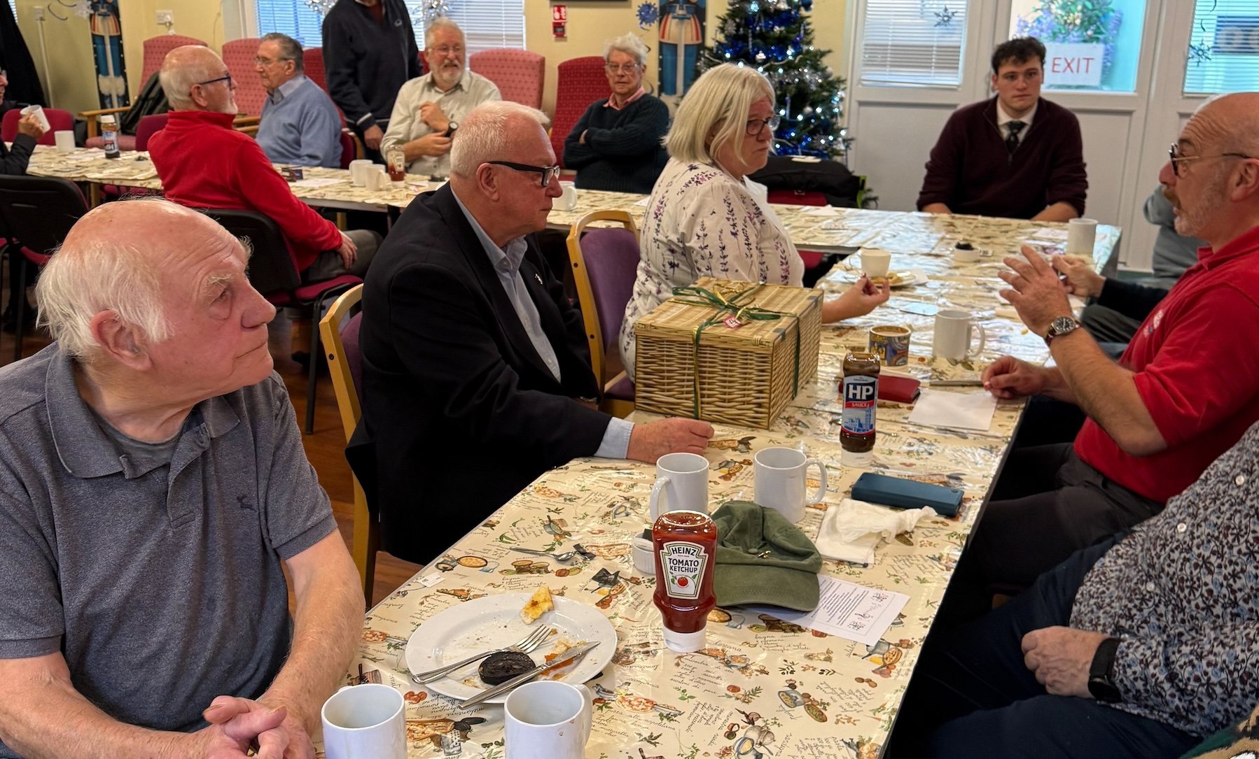 Tavistock military veterans enjoy charity breakfast | tavistock-today.co.uk