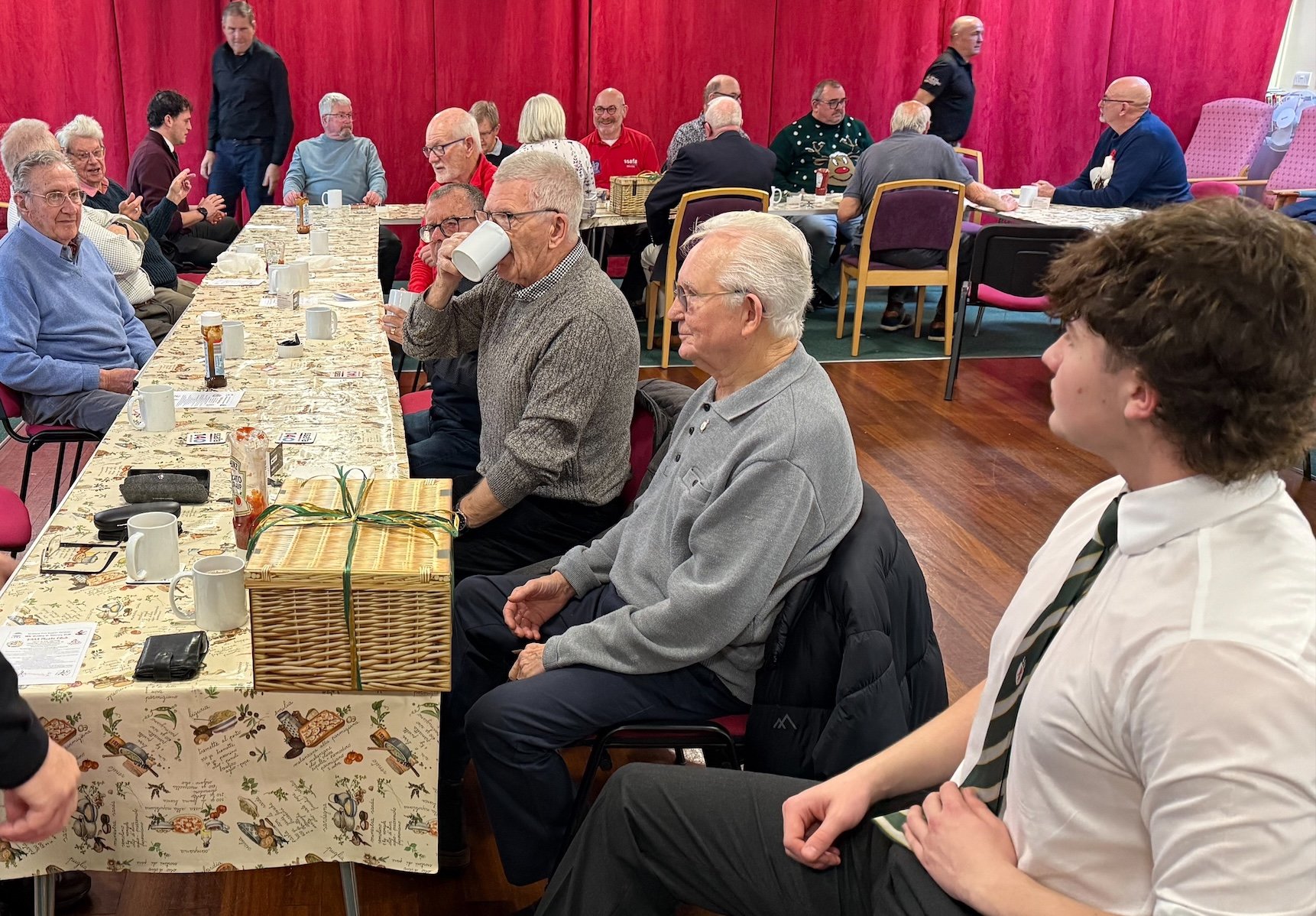 Tavistock military veterans enjoy charity breakfast | tavistock-today.co.uk