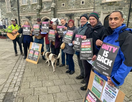 Anti-racism campaigners back up peace protesters at Friday protests ...