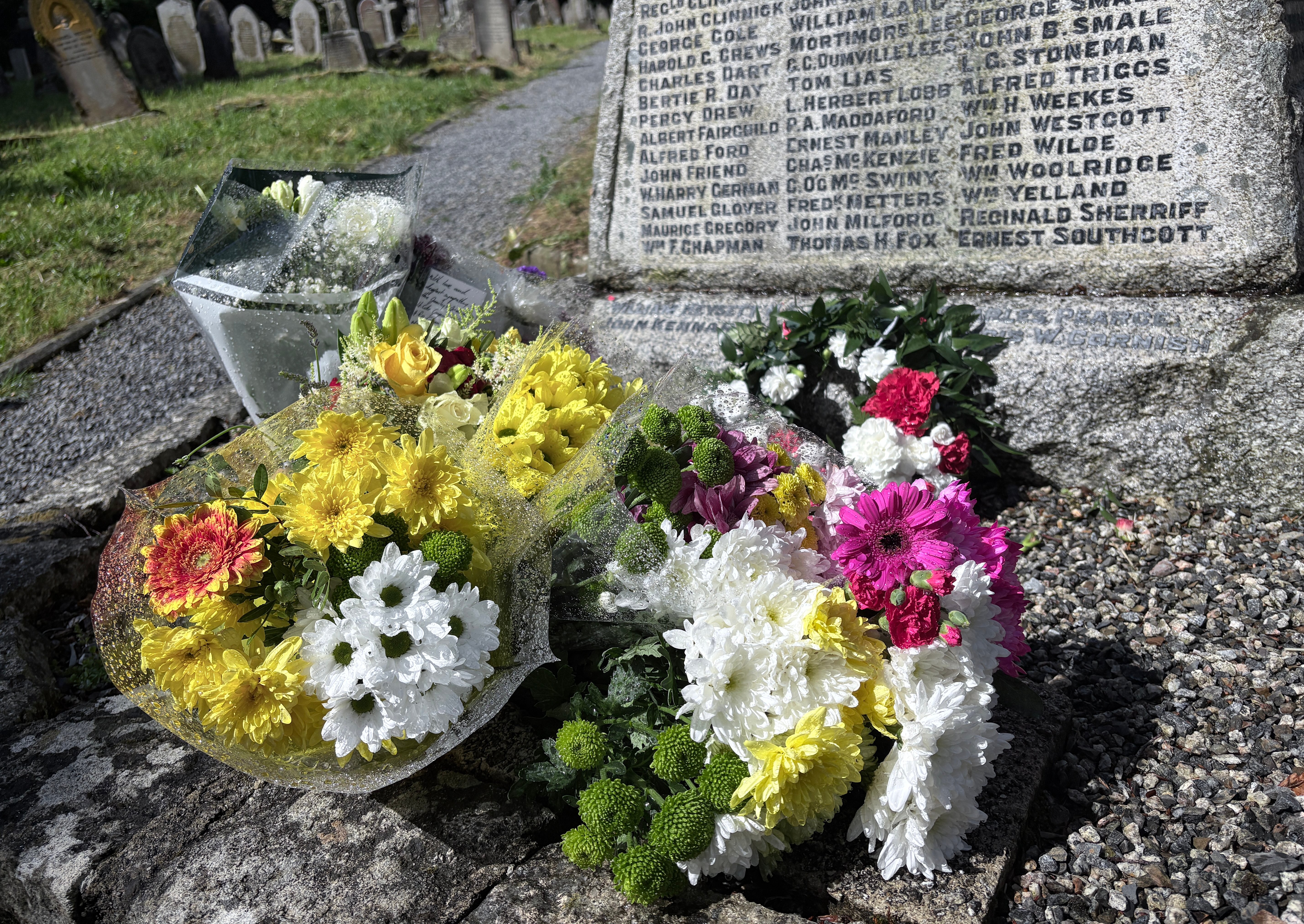 West Devon mourns air crash victims | tavistock-today.co.uk