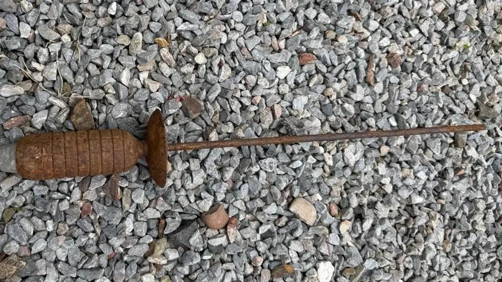 Bomb disposal unit called out after WW1 grenade discovered at Dartmoor ...